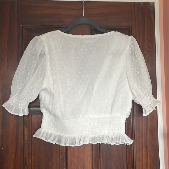 Lulus | Tops | Lulus White Puff Sleeve Smocked Crop Top | Poshmark